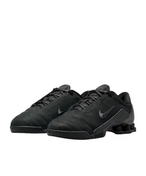 Nike Total 90 Shox Magia Sneakers