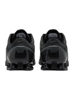 Nike Total 90 Shox Magia Sneakers