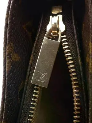 LOUIS VUITTON Monogram Canvas Looping Shoulder Bag - Brown