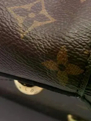 LOUIS VUITTON Montaigne Mm Monogram Handbag - Brown