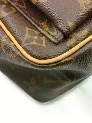 LOUIS VUITTON 2004 Vivacite Pm Monogram Shoulder Bag