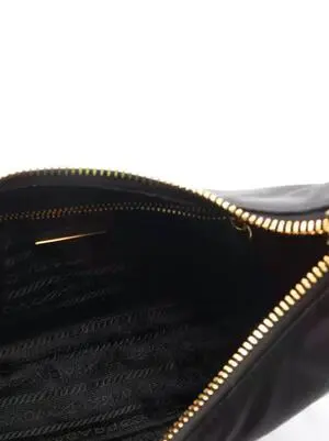 Prada Re-edition 2005 Shoulder Bag - Black