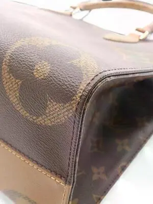 LOUIS VUITTON 2010s Onthego Mm Monogram Handbag