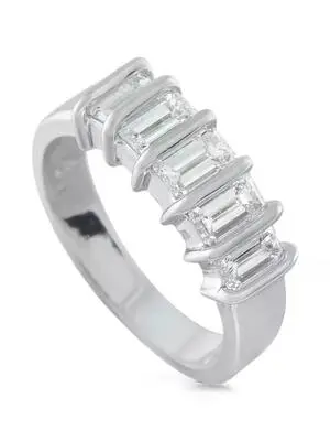 LB EXCLUSIVE Diamond Ring