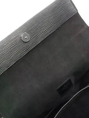 LOUIS VUITTON Cluny Epi Handbag - Black