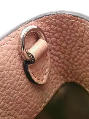 LOUIS VUITTON Capucines Bb Handbag - Pink