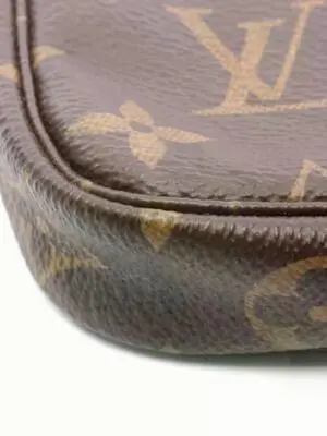 LOUIS VUITTON Pochette Monogram Shoulder Bag - Brown