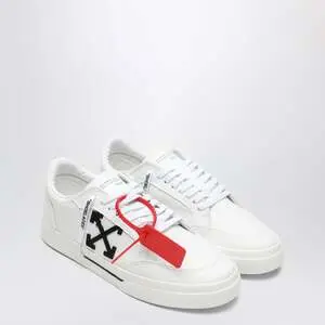 OFF-WHITE™ Black Vulcanized Low Sneakers