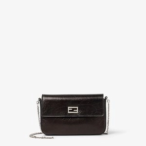 Fendi Tube Wallet On Chain - Black