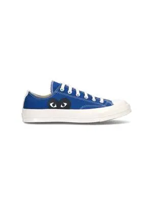 Play Comme Des Garcon Low-top Canvas Sneakers With Graphic Heart Detail - Blue
