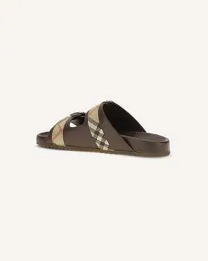 Burberry Urchin Sandals With Jacquard Check Detail - Brown