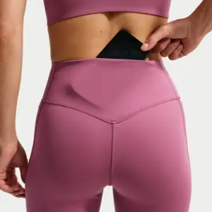 Nike Universa High-waisted 7/8 Leggings With No Front Seam - Red