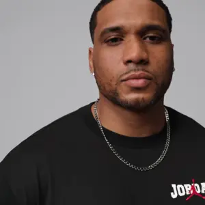 JORDAN Brooklyn T-shirt