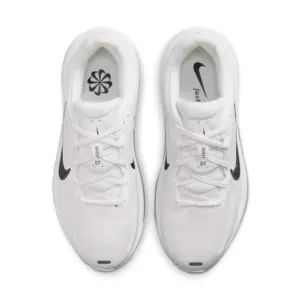 Nike Quest Road Running Shoes