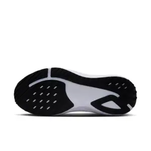 Nike Quest Road Running Shoes