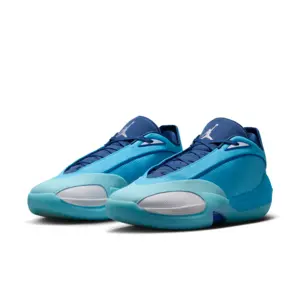 JORDAN Triangle Basketball Shoes