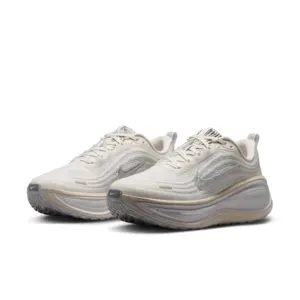 Nike Vomero Plus Se Road Running Shoes