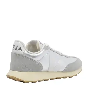 VEJA Lace-up Sneakers