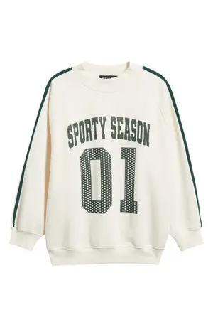 VINYL ICONS Sporty Season Graphic Sweatshirt