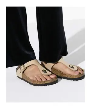 BIRKENSTOCK Gizeh Slides