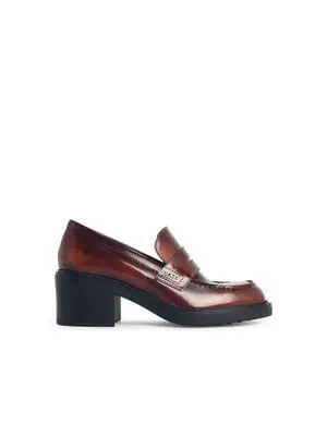 TOD'S Shiny Calf Leather Loafers With Logo Detail - Brown