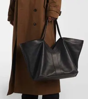 Saint Laurent Y Leather Tote Bag - Black