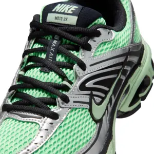 Nike Max Moto 2k Athletic Shoes With Reflective Accents - Green