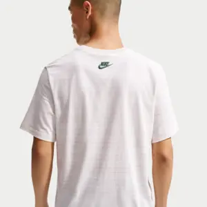 Nike Sportswear Striped T-shirt