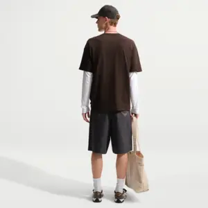 Nike Sportswear Premium Essentials T-shirt