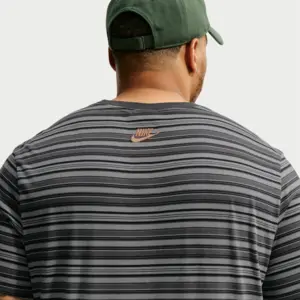 Nike Sportswear Striped T-shirt
