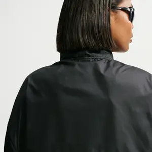 Nike Oversized Repel Windbreaker