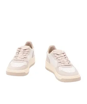 AUTRY Medalist Perforated Low-top Sneakers - Nude