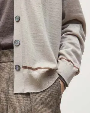 Johnstons Of Elgin Effie Superfine Cashmere V-neck Cardigan - Cream