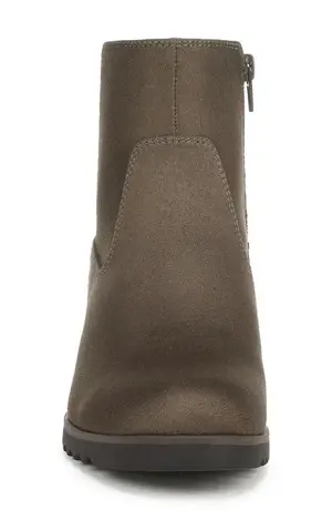 LIFESTRIDE Zionne Wedge Ankle Bootie - Hunter Green