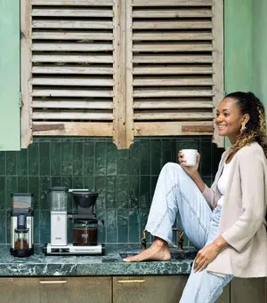 MOCCAMASTER Kbg Select Filter Coffee Machine