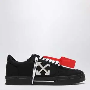 Off-White Vulcanized Low Top Sneakers With Contrast Arrow Logo