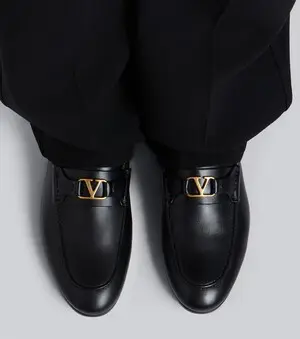 Valentino Garavani Vlogo Leather Penny Loafers - Black