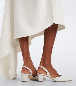 Manolo Blahnik Vendona Leather Slingback Pumps - White