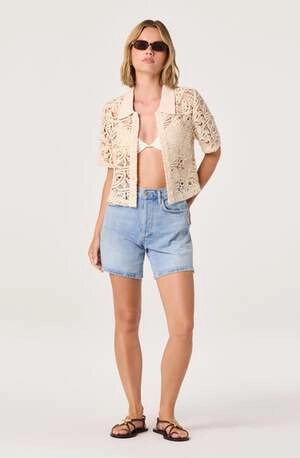 Astr The Label Loren Crochet Cropped Button-up Shirt
