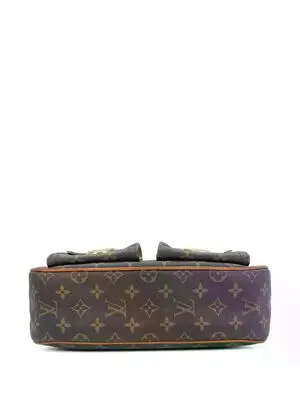 LOUIS VUITTON Monogram Hudson Gm Shoulder Bag - Brown