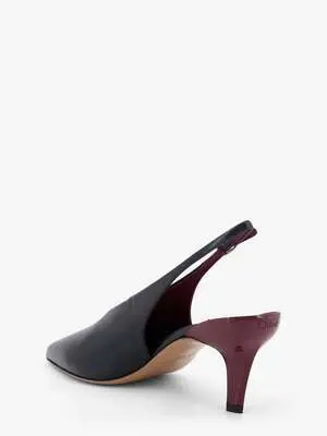 Chloé Suzie Leather Pumps