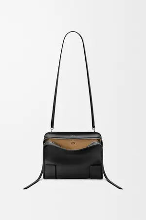 Loewe Medium Amazona 180 Bag