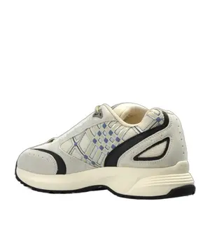 Burberry Eclipse Runner Sneakers - Nude