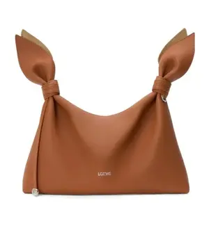 Loewe Medium Scarf Bag In Smooth Calfskin - Squirrel