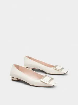 ROGER VIVIER Belle Vivier Patent Leather Ballerinas With Metal Buckle - White
