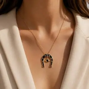 NOWART JEWELRY Horseshoe Eye Pendant Necklace - Black
