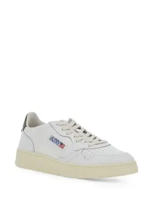 AUTRY Medialist Low Top Sneakers - Brown