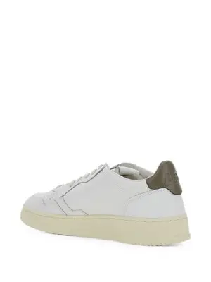 AUTRY Medialist Low Top Sneakers - Brown
