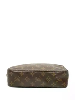 LOUIS VUITTON Monogram Canvas Trouse Toilettes 23 Clutch Bag