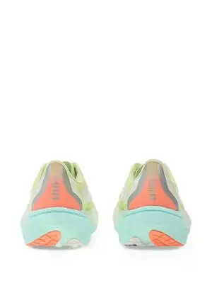 Under Armour Velociti Distance Sneakers